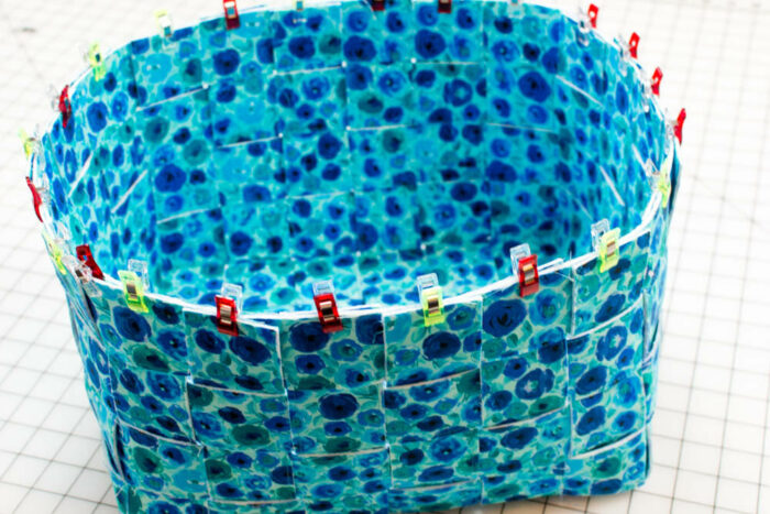 DIY Woven Basket - with optional handles! {free tutorial}