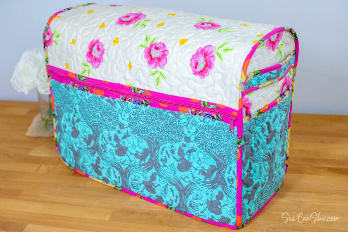 How to Make a DIY Sewing Machine Cover - Free Pattern!