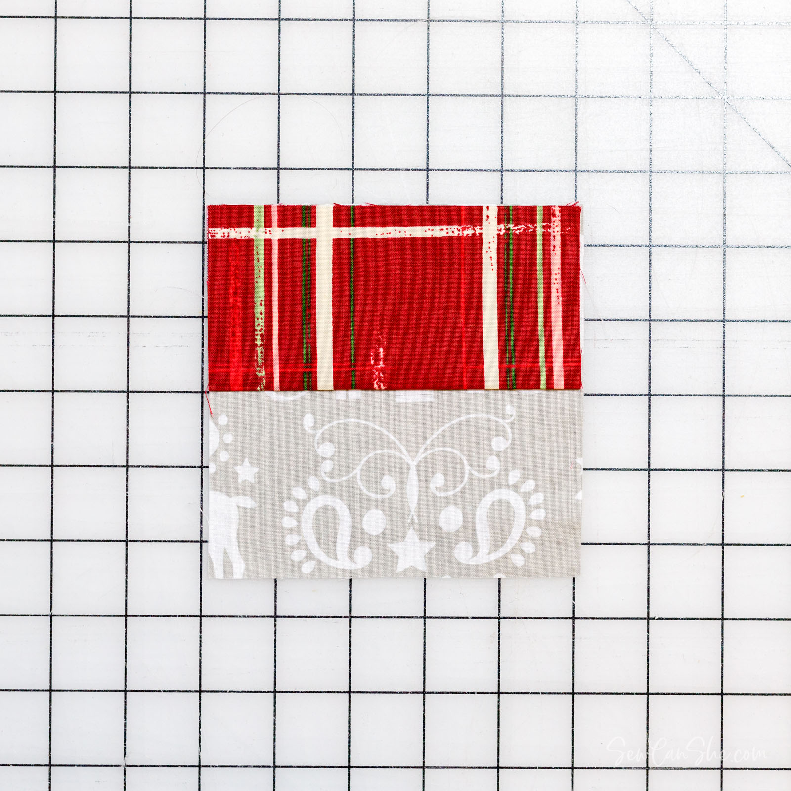 How to Make Folded Fabric Coasters and Pot Holders: Easy Sewing Pattern