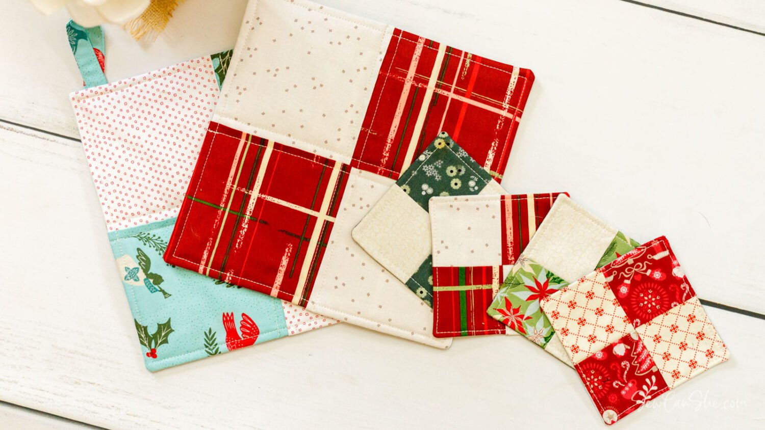How to Make Folded Fabric Coasters and Pot Holders: Easy Sewing Pattern