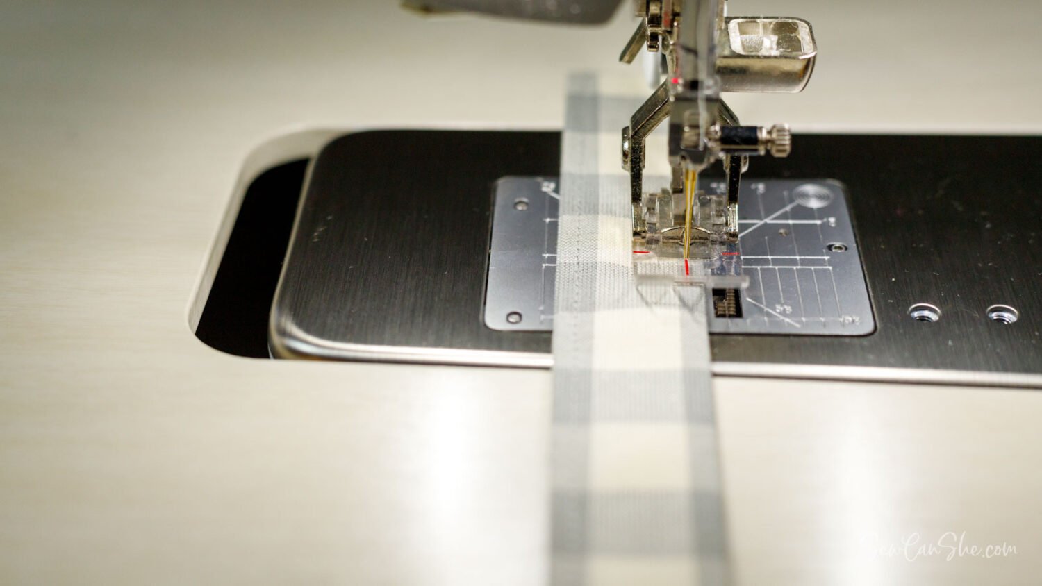 Simple Japanese Style Square Bag: Free Sewing Pattern in 2 Sizes