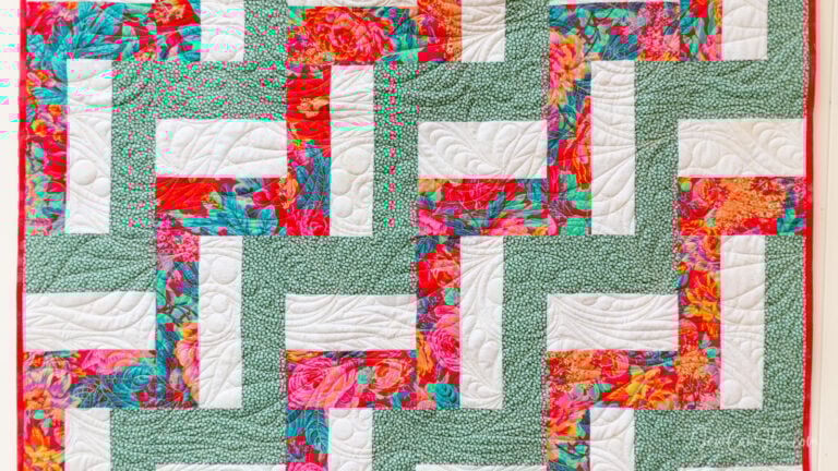 Rail Fence: Super Easy and Free 3 Yard Quilt Pattern!