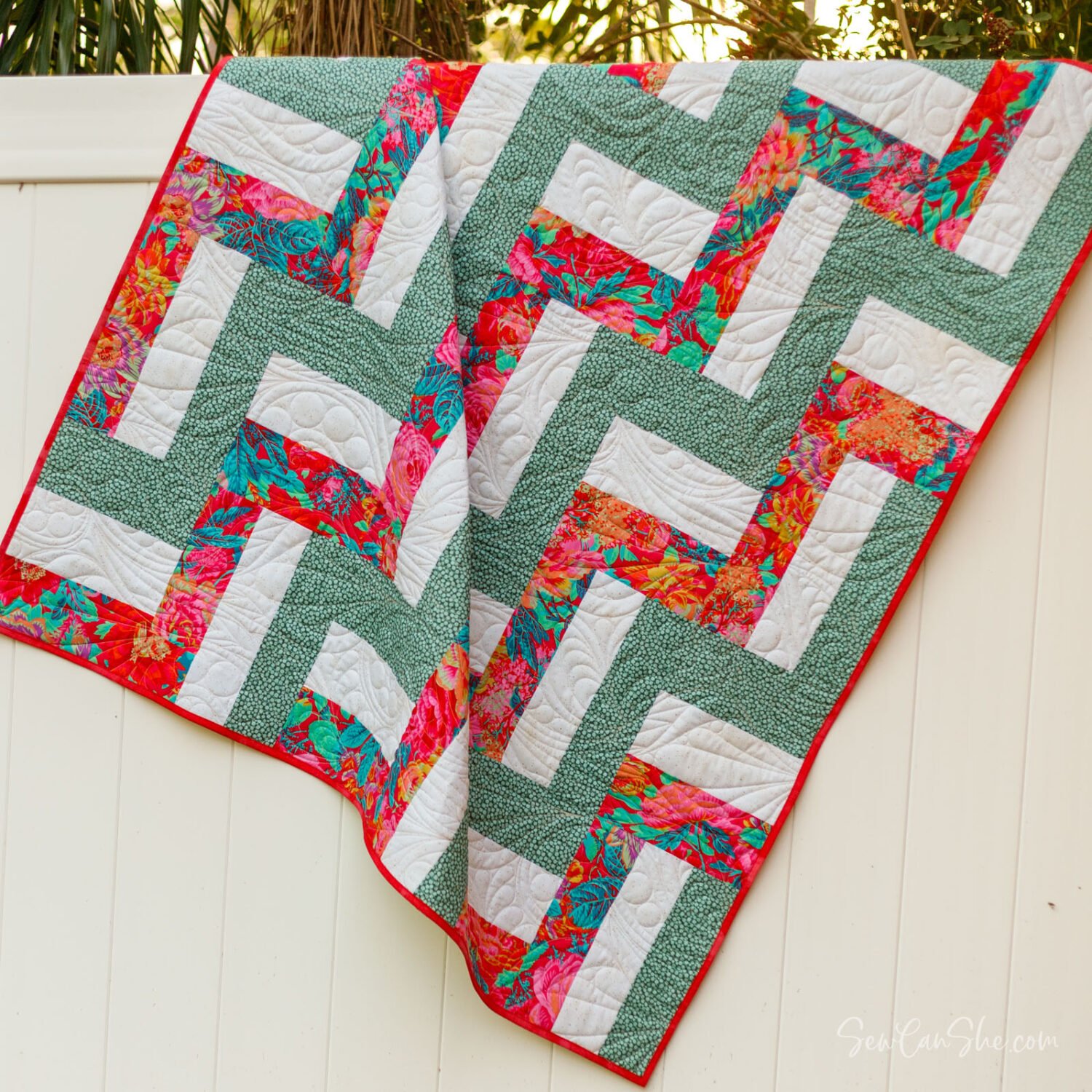 Rail Fence: Super Easy and Free 3 Yard Quilt Pattern!