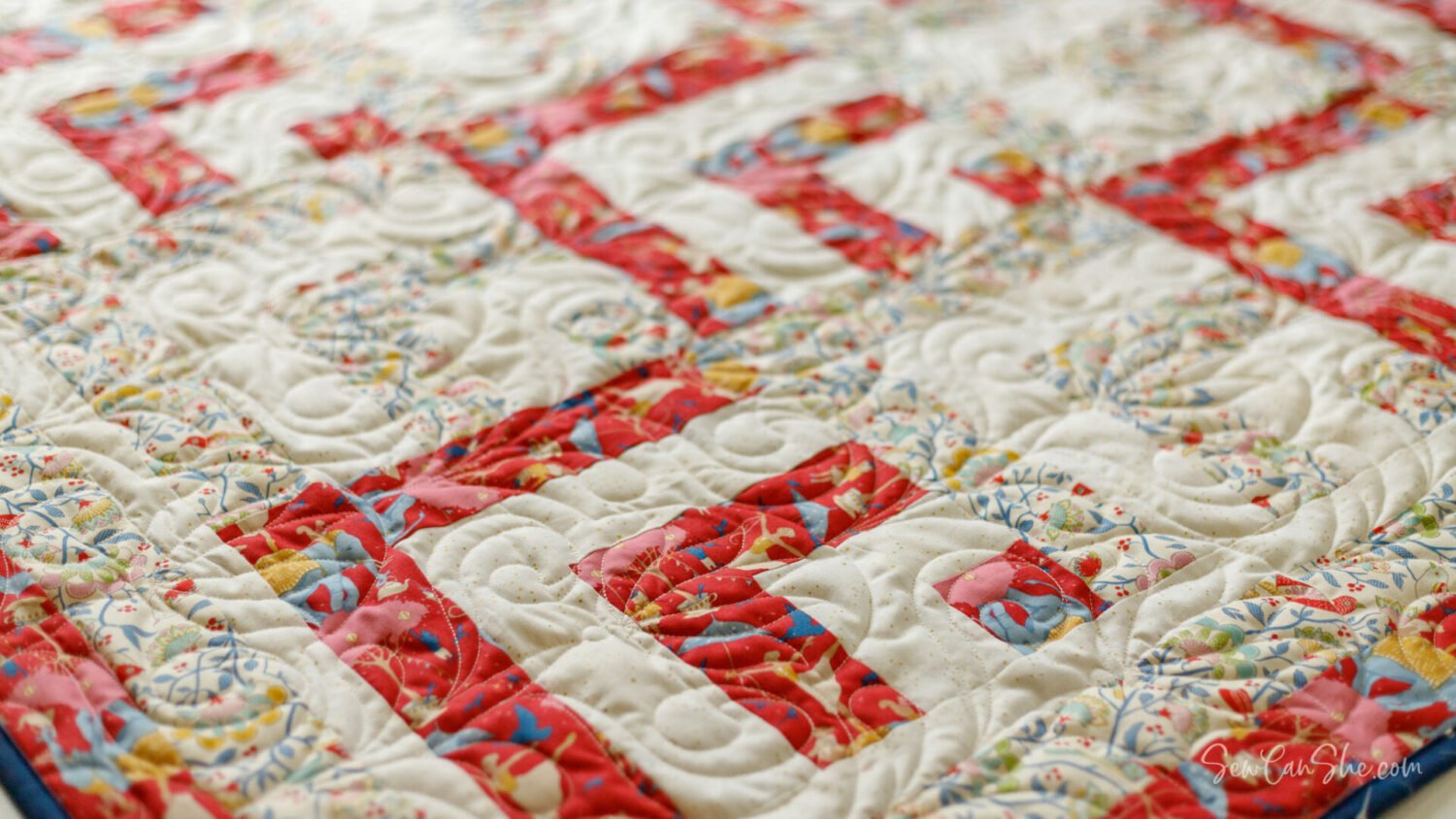 Quarter Log Cabins: Free 3 Yard Quilt Pattern