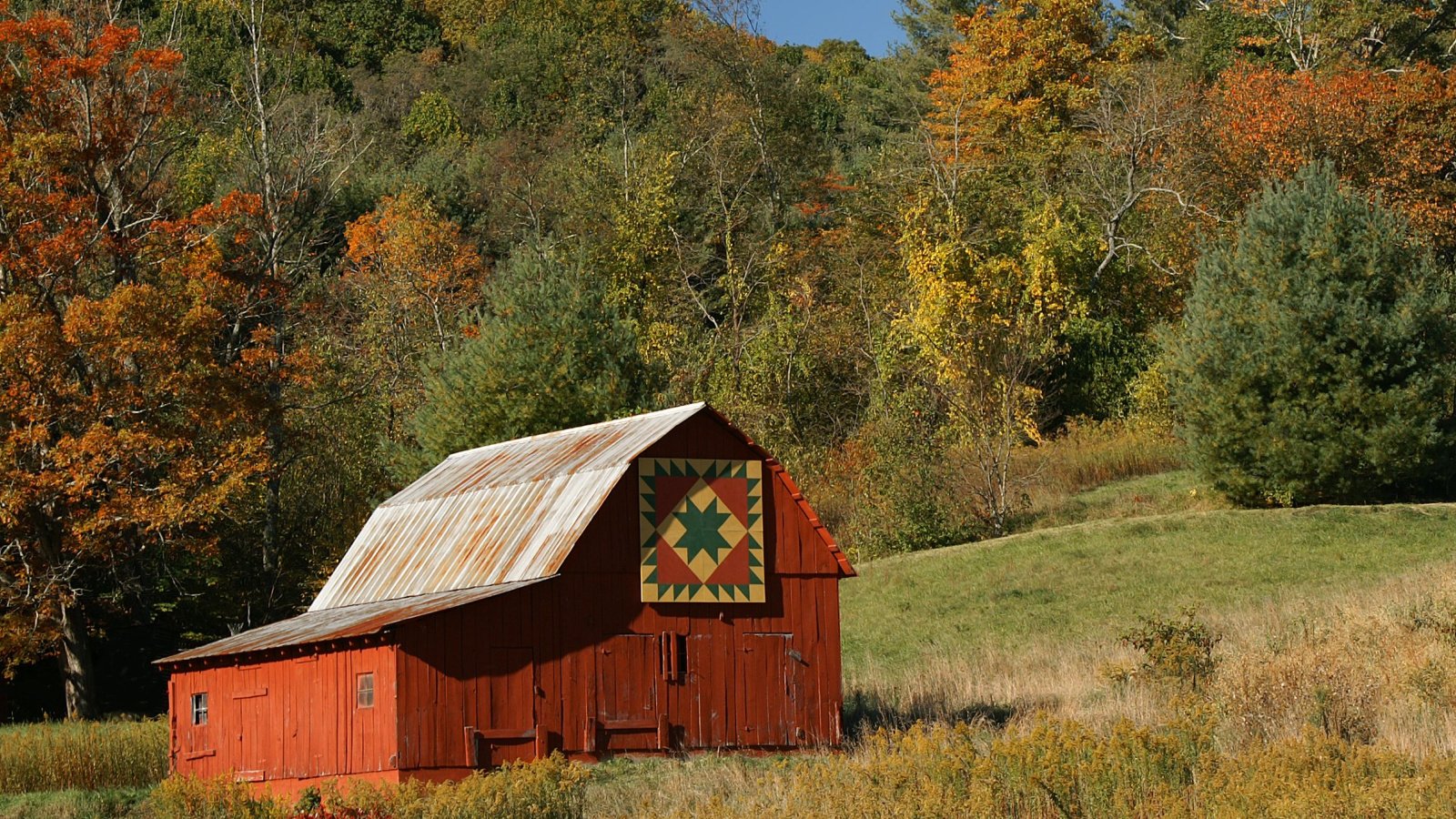 Tour 20 Enchanting Barn Quilts Across the United States