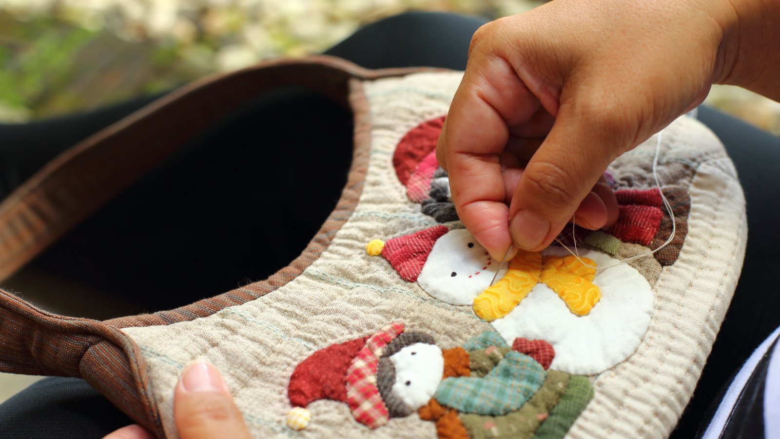 A Quilter's Art: 16 Enchanting Pieces of Japanese Bags and Pouches