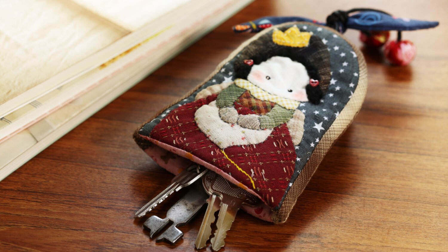 A Quilter's Art: 16 Enchanting Pieces of Japanese Bags and Pouches