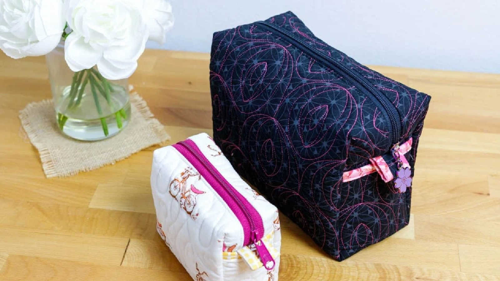 Boxy Zipper Bag Pattern: ONE-YARD Magic!