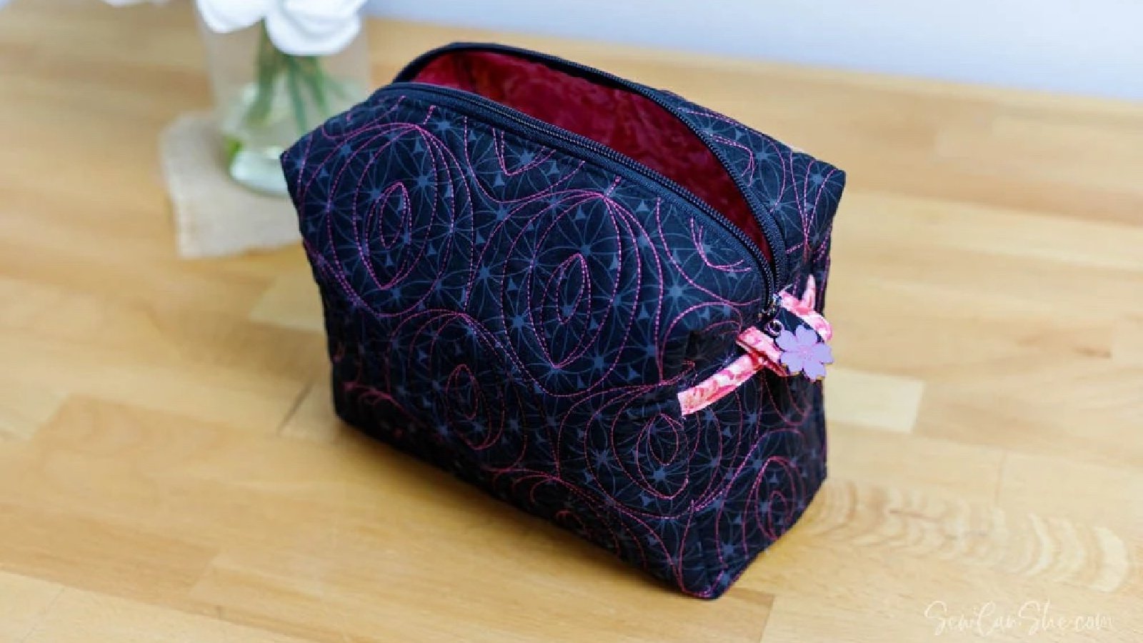 Make Up Bag Patterns: Top 10 Free Sewing Patterns for Cute Pouches