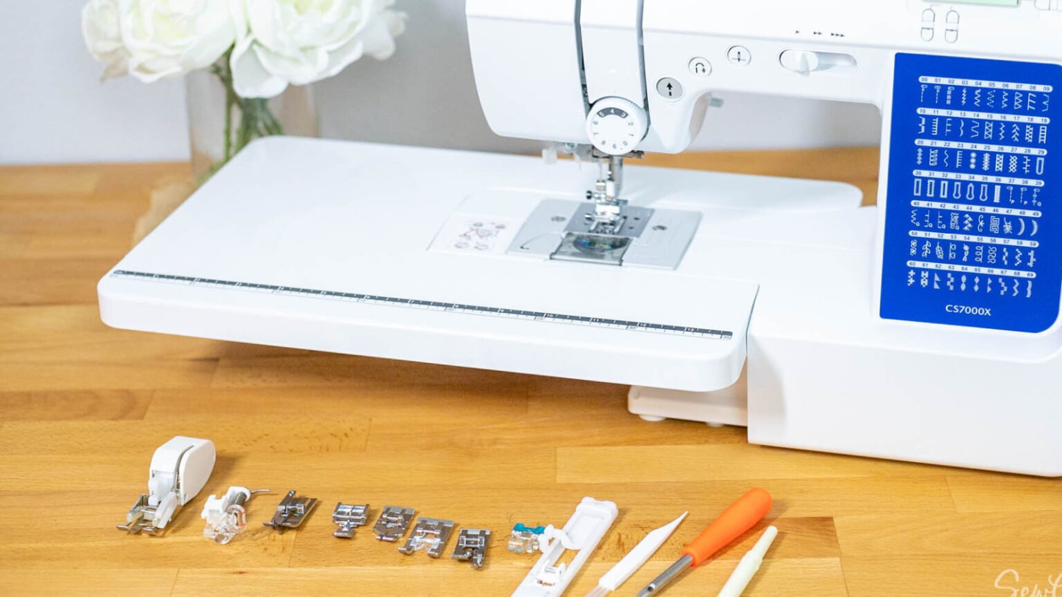 How to use the Presser Feet That Came with Your Sewing Machine: 15 Feet ...