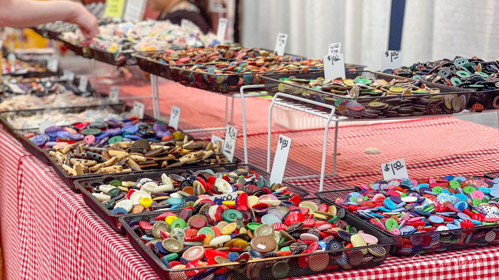 15 Tips To Make Your Craft Fair Booth Irresistible