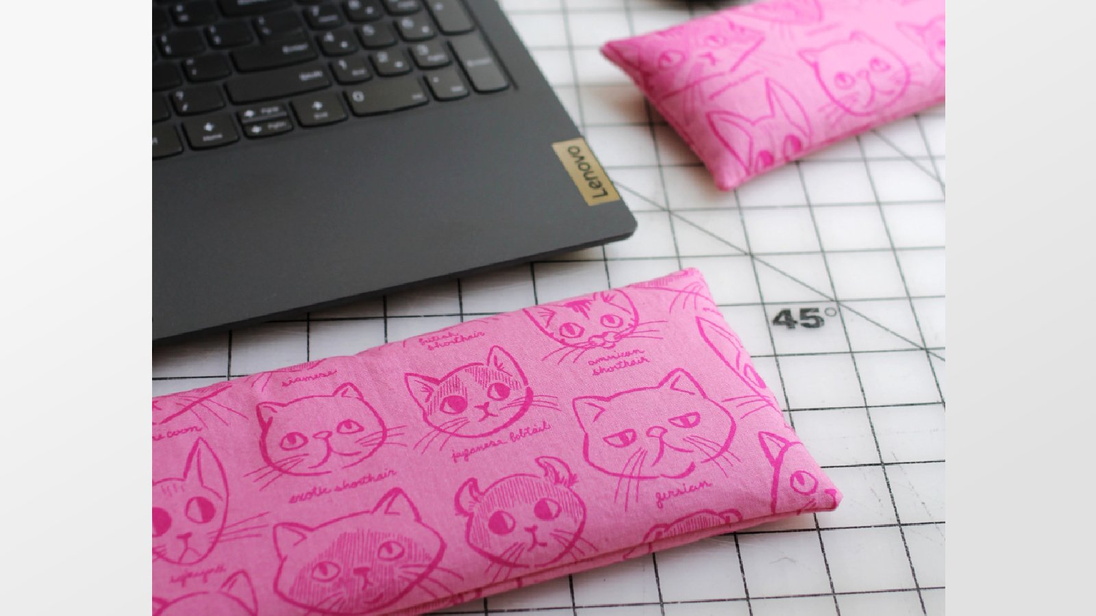 20 Cute Accessories to Sew for Your Devices: Handmade and Hi-Tech Hand ...