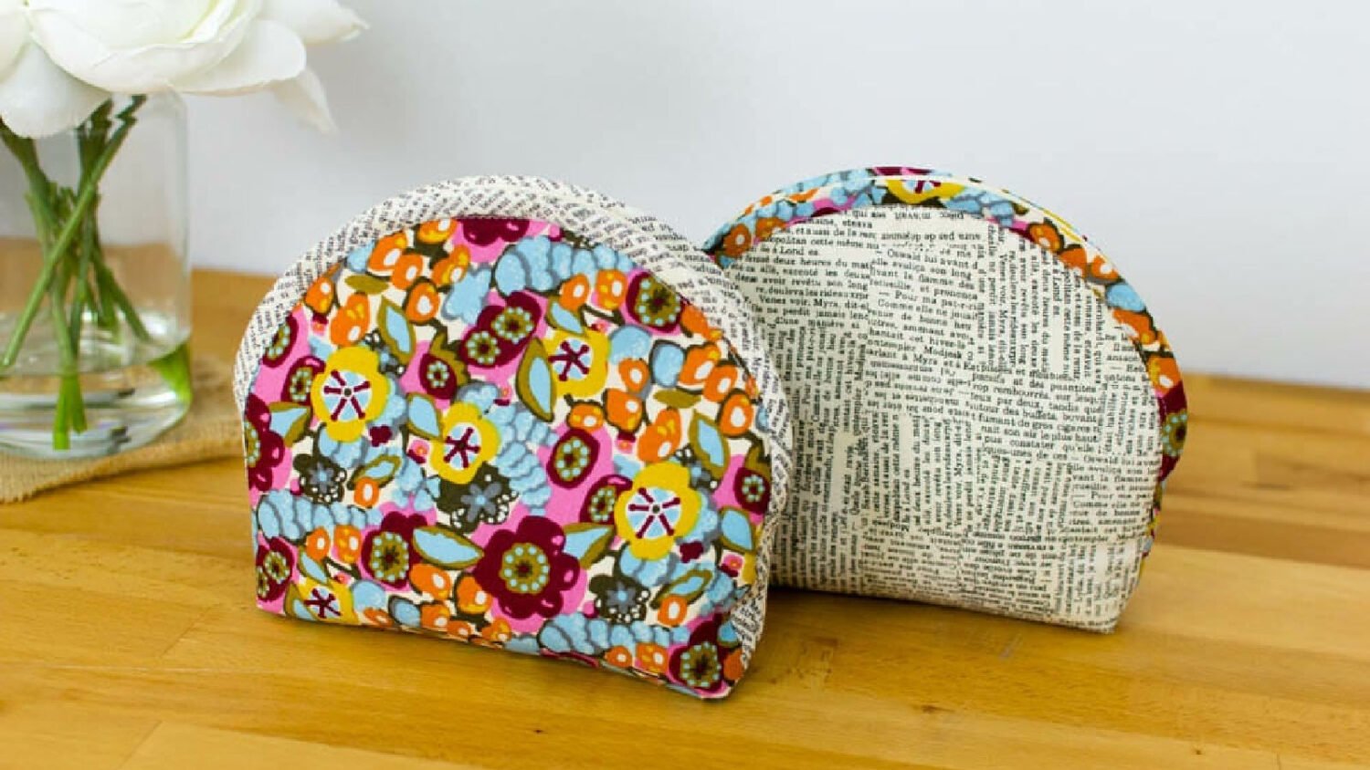 45 Free Zipper Bag Patterns that You can Easily Make!