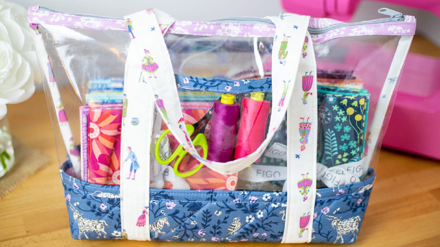 45 Free Zipper Bag Patterns that You can Easily Make!
