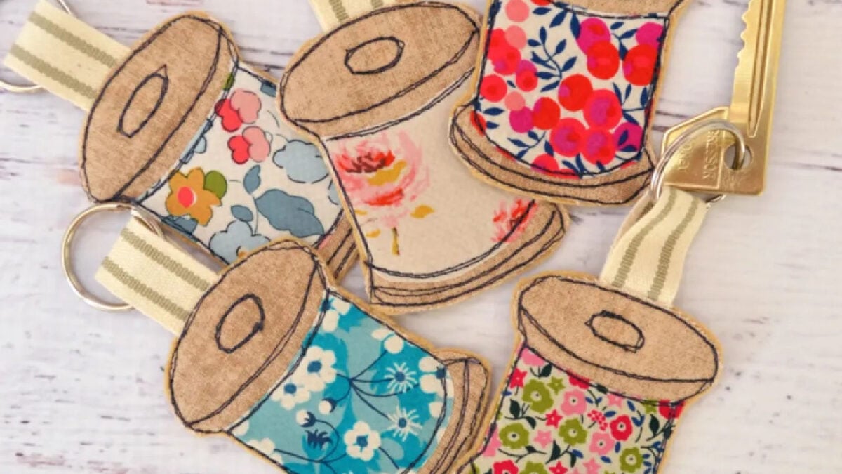 100 Stunning, Fun & Free Sewing Ideas Using Fabric Scraps