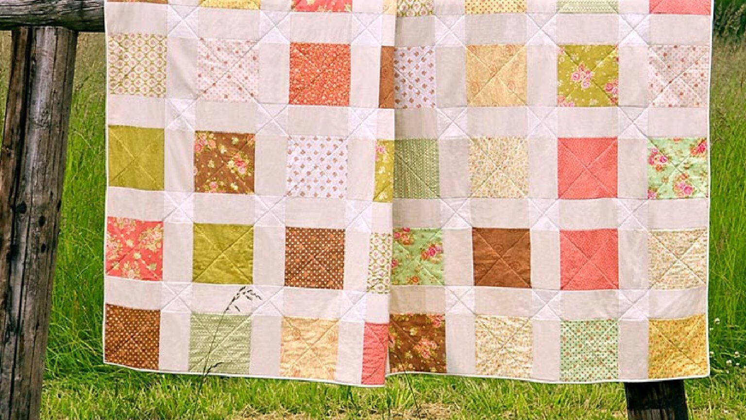 35 Stunning, Fun & FREE Fat Quarter Quilt Patterns!