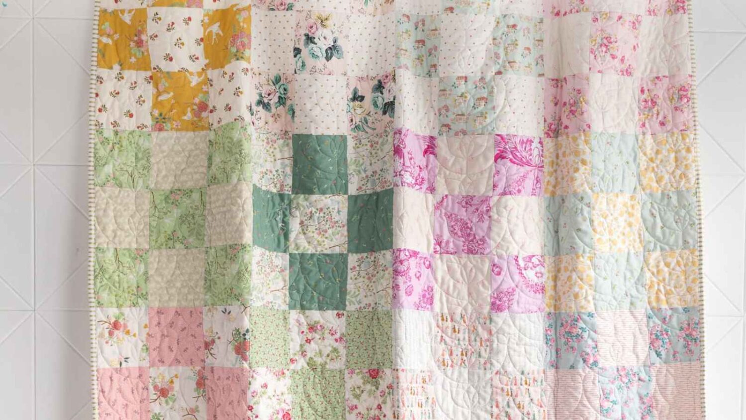 20 Gorgeous Spring Quilt Patterns: All Free!