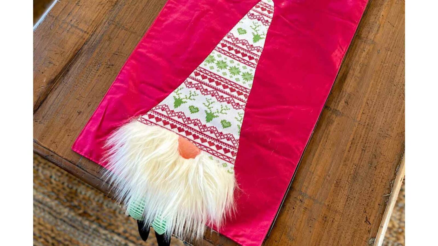 15 Holiday Gnome Patterns: All Free!