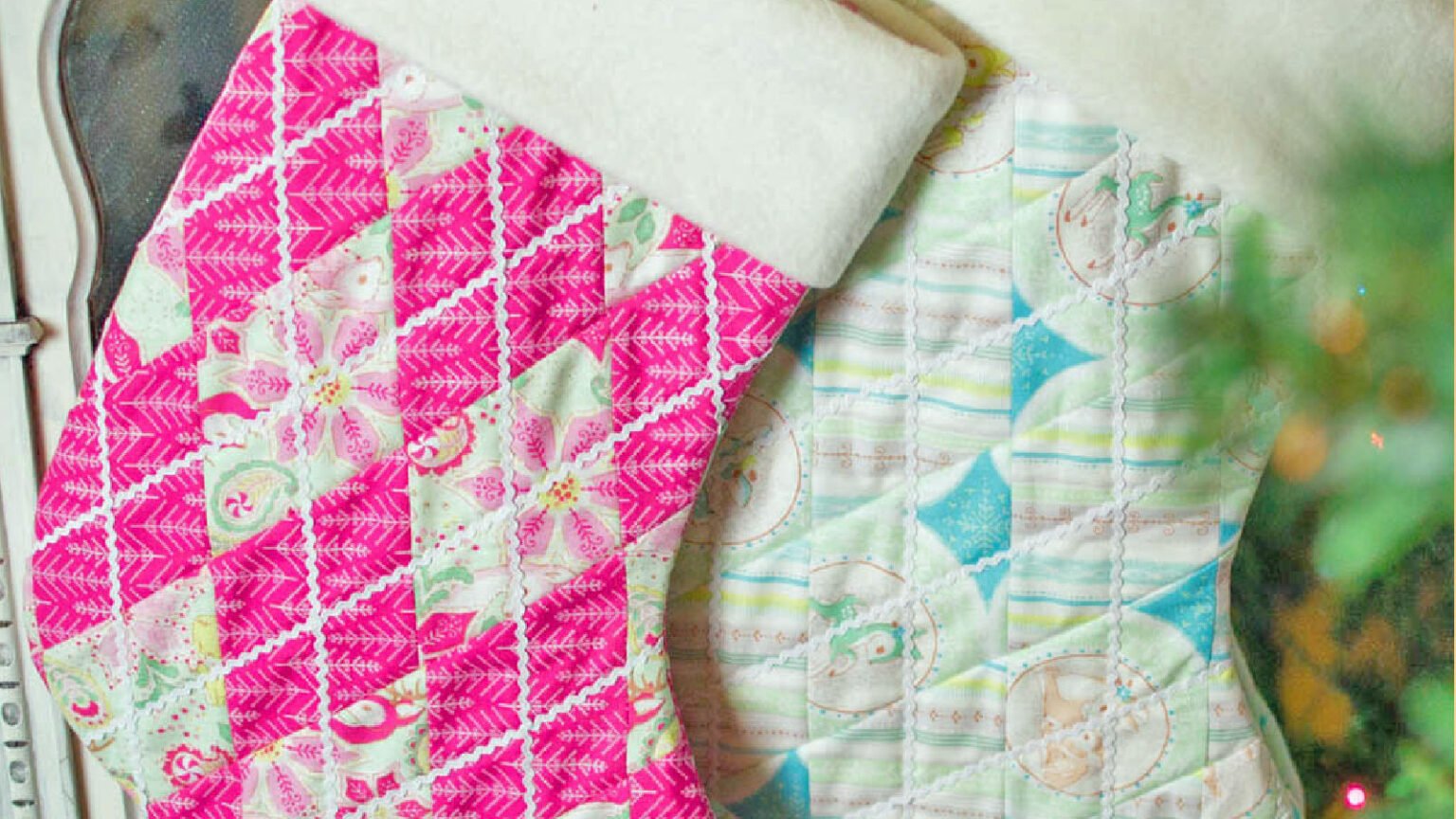 35 Beautiful and FREE Patchwork Patterns for Christmas!