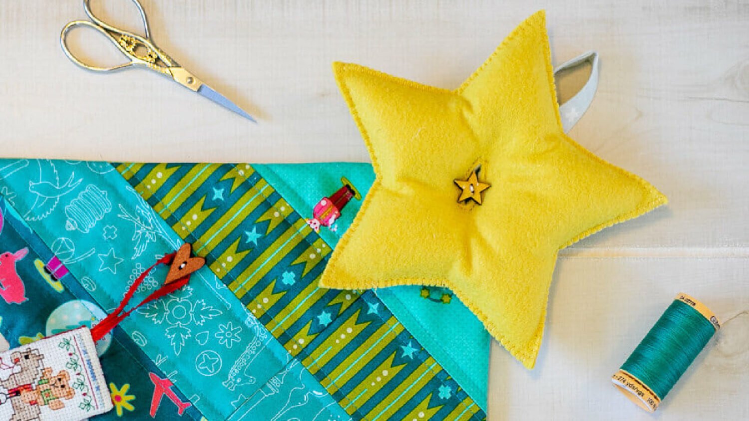 Simple & Sweet: 20+ FREE Felt Sewing Patterns You'll Love!