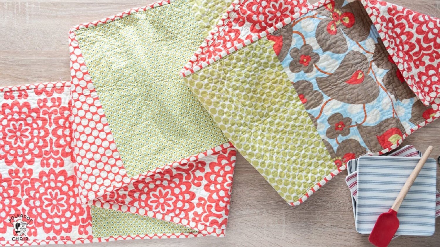 15 Free Table Runner Patterns To Adorn Your Easter Table