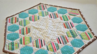 15 Free Table Runner Patterns To Adorn Your Easter Table