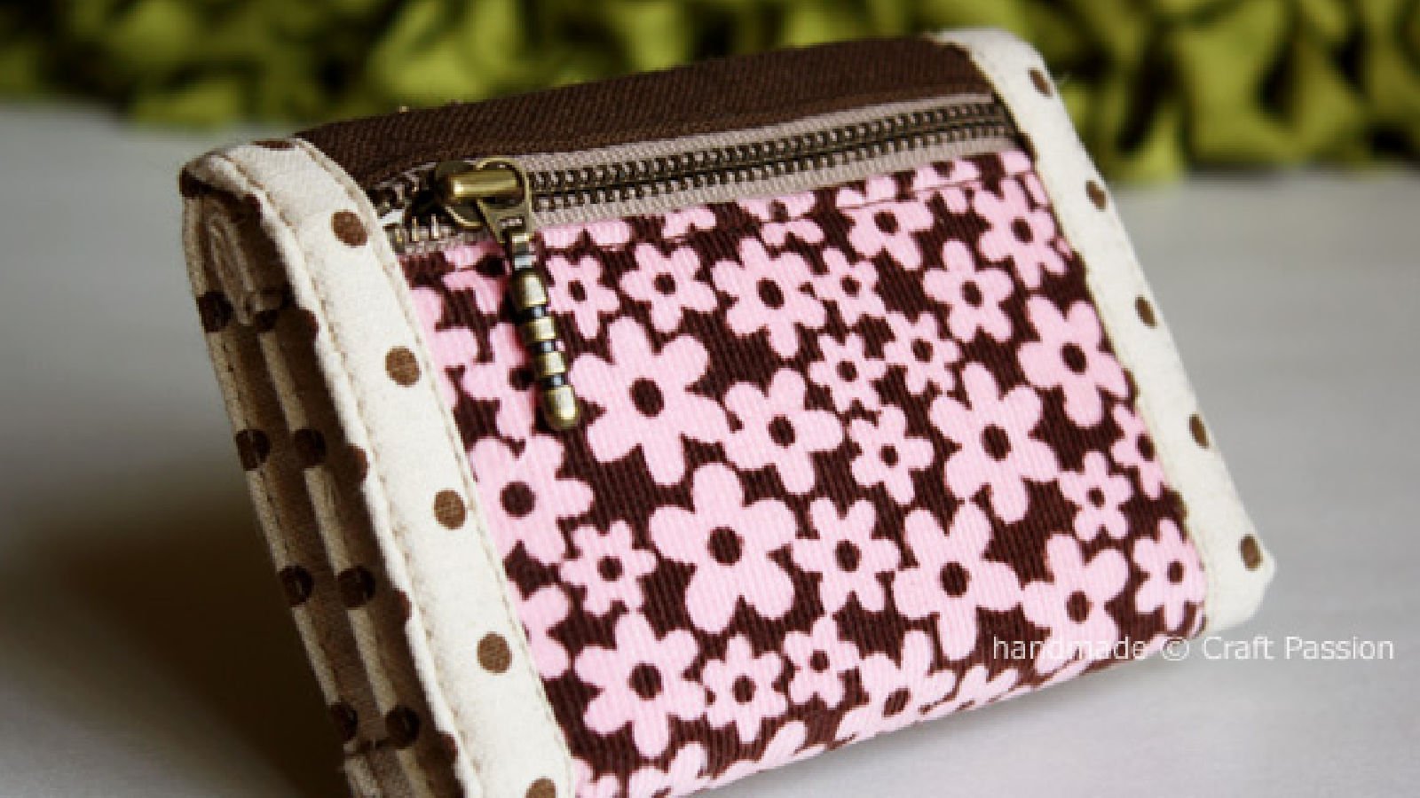 20 Free Wallet Patterns: Sew A Beautiful Pocketbook!